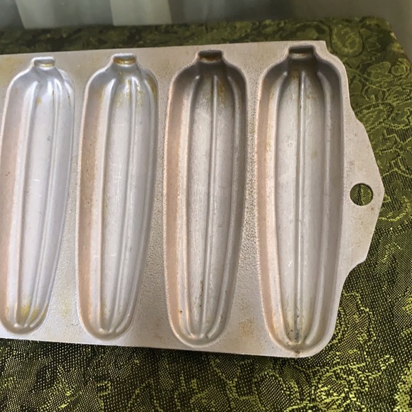 Wearever | Kitchen | Vintage Wearever Corn Bread Pan No 2797 Made In ...